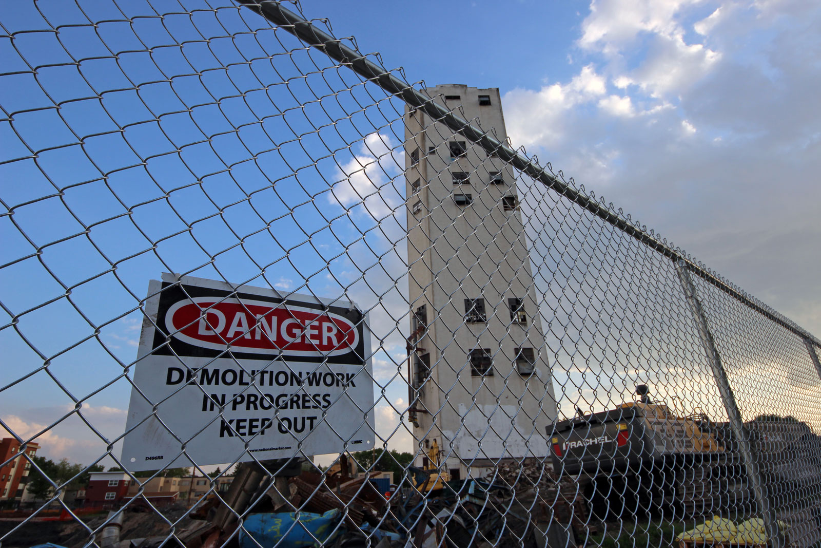 Demolition of the Bunge Grain Elevator – Courtney Celley